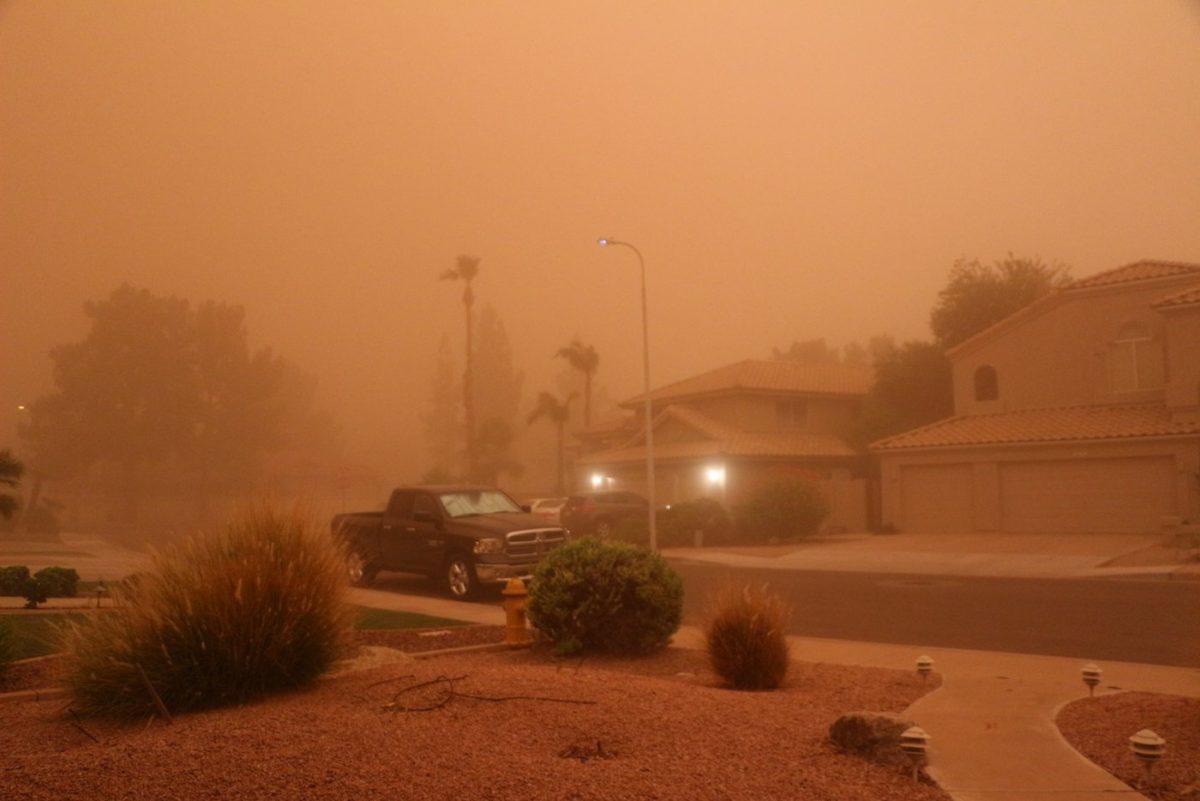 Is a dust storm dangerous? - FindersFree.com